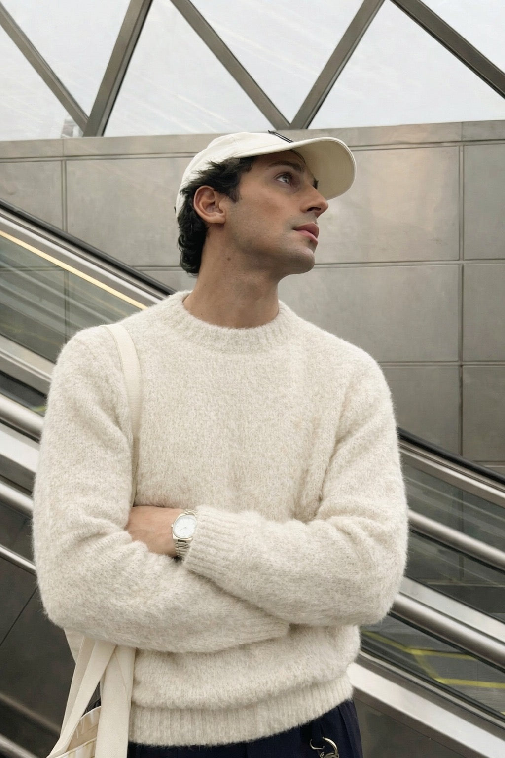 Ivory Cloud Knit – BWGRAB